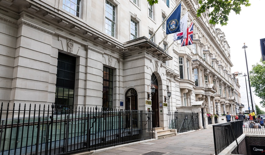 Cheers to 2025 at 20 Cavendish Square - 20 Cavendish Square